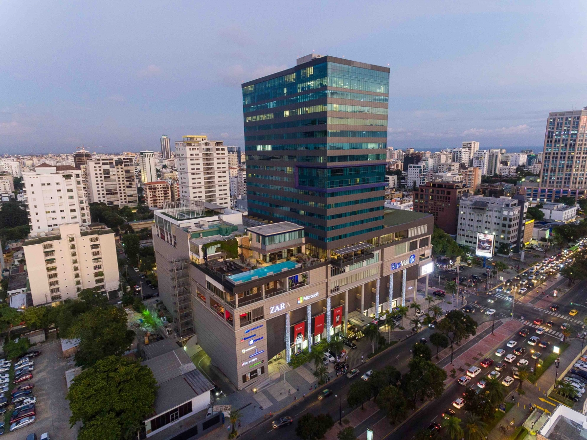 BLUE MALL JW Marriott – PFG Inversiones